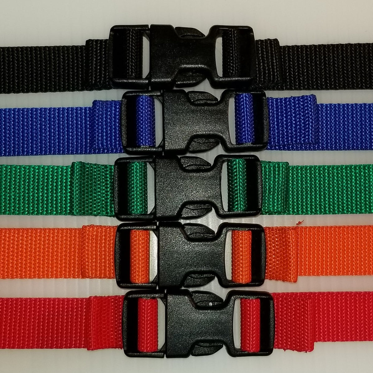 Colored Webbing – Camping Kitchen Box